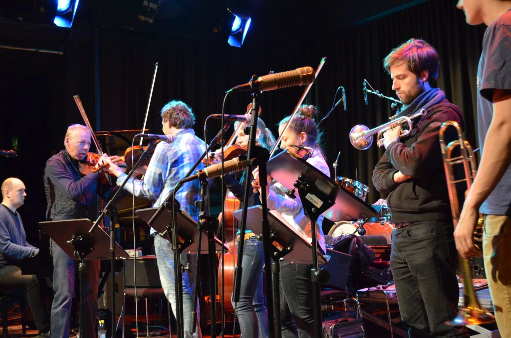 Zum Tod von Hannes Beckmann: Teufel, Matador, Autorität, Botschafter, Erscheinung, Mensch ...