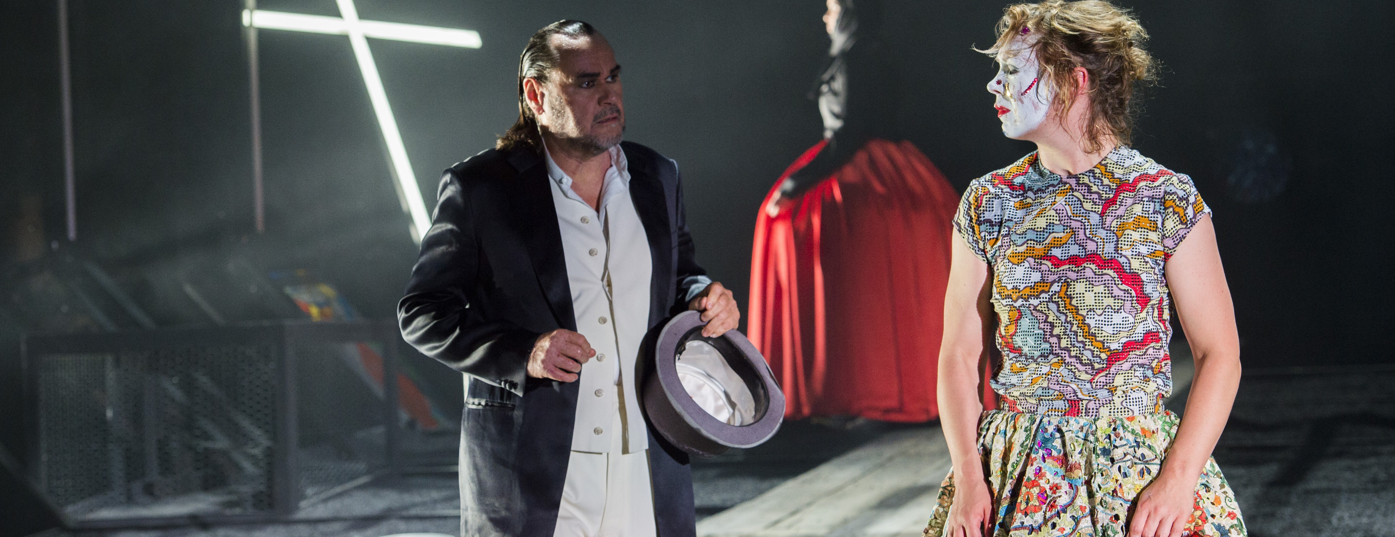 "Rose Bernd" bei den Salzburger Festspielen: Eine Frau, die gegen Wände ...